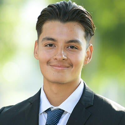 Moises Ramos Headshot | School of Business